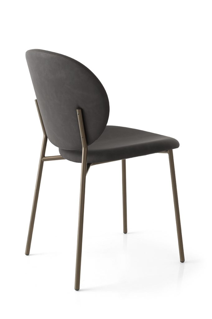 Inès - Design Initial